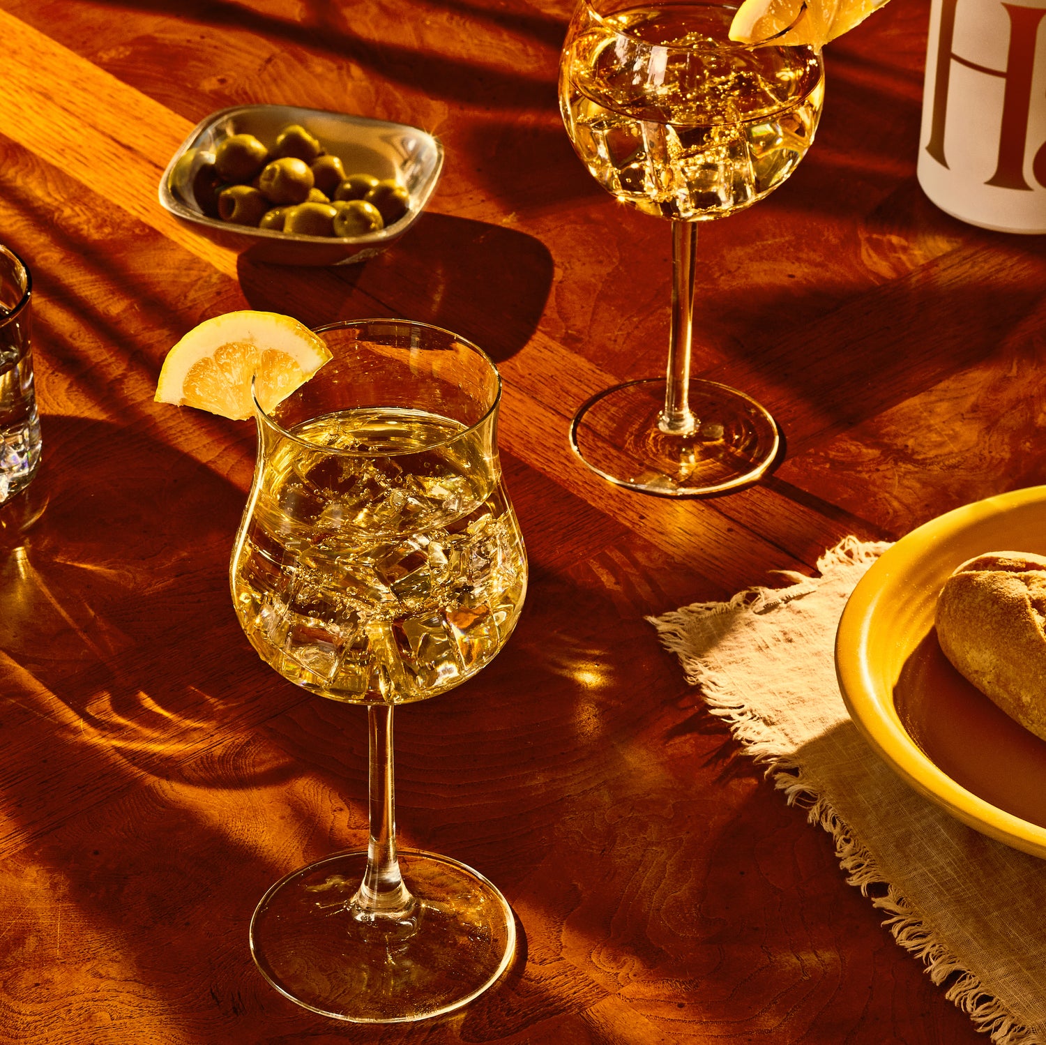 Haus | Aperitifs for the Modern Drinker – Haus